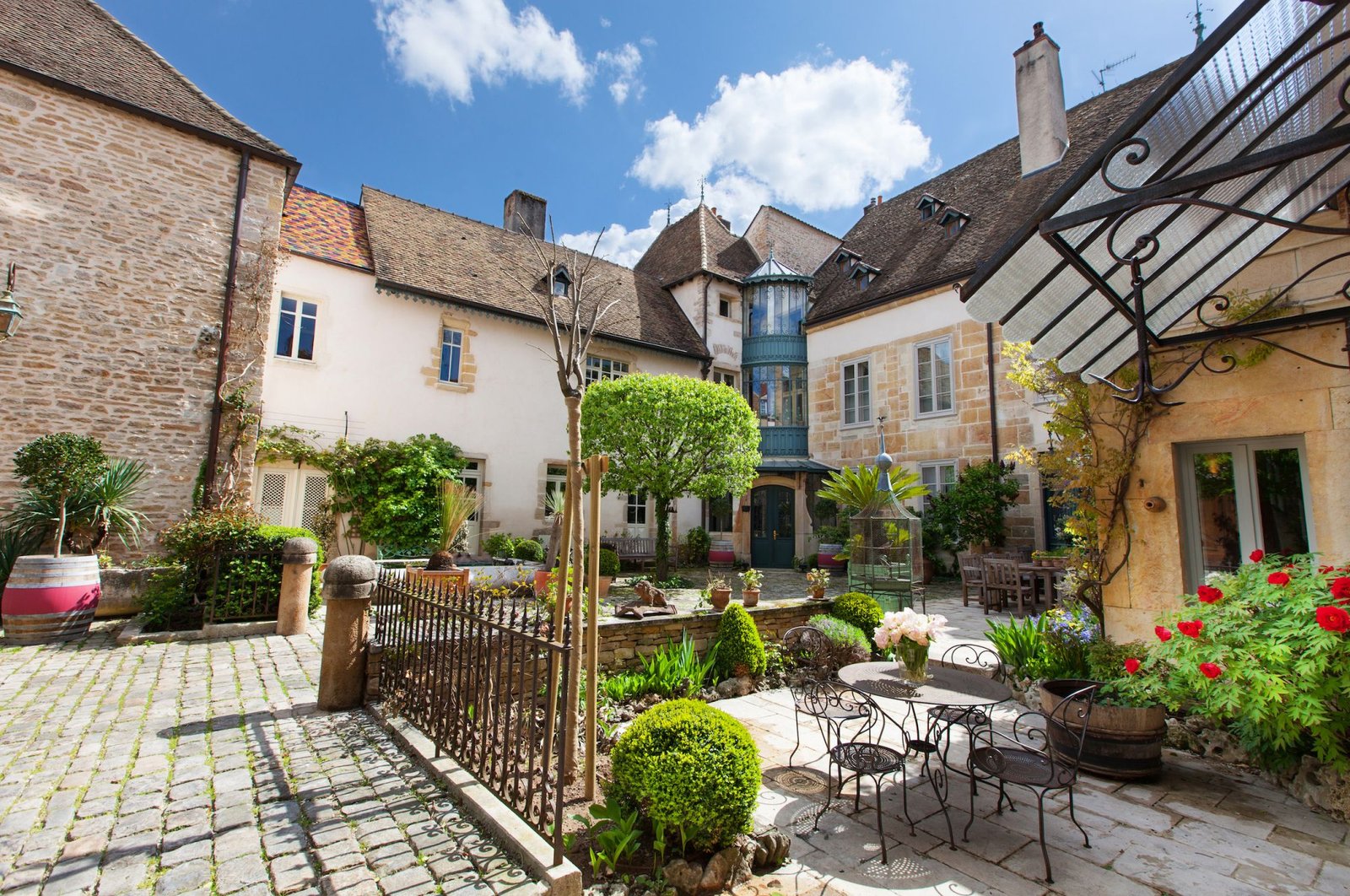 Chez Les Fatien - Epic Europe